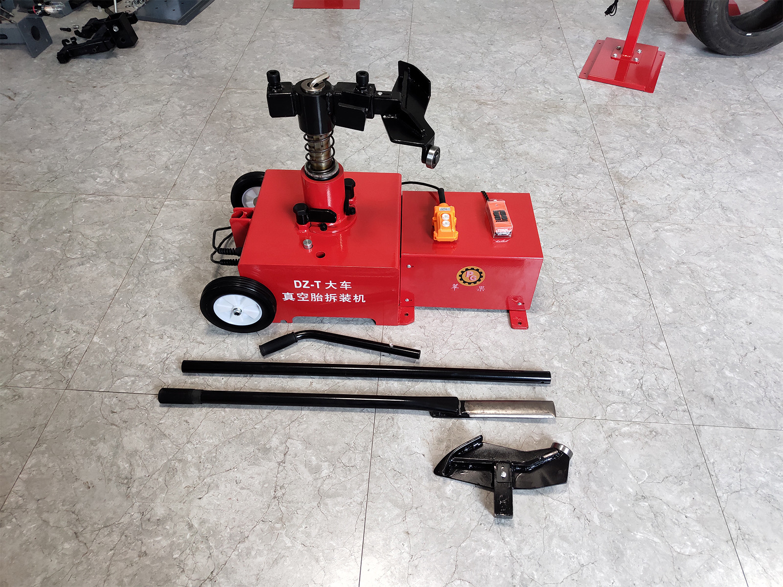 17.5 19.5 Inch Rim Heavy Duty Truck Tire Changer / Truck Tyre Fitting ...